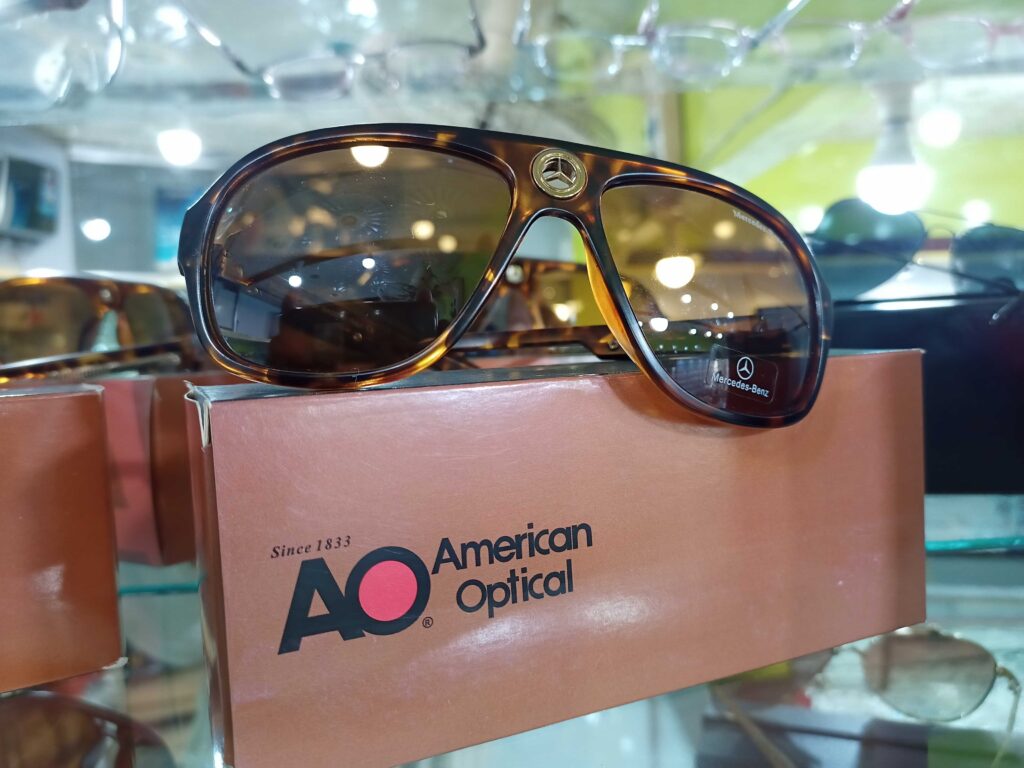 Mercedes-Benz - National Optical Service